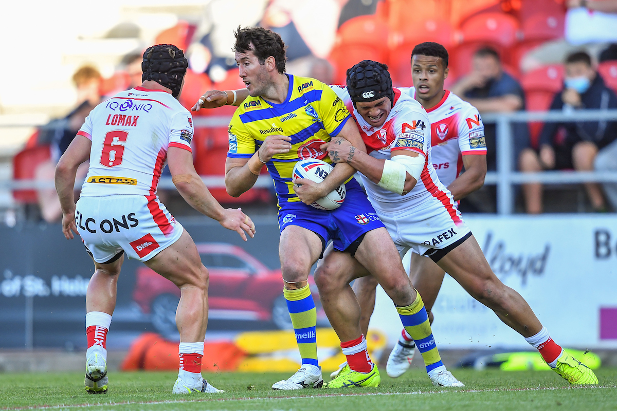 St Helens 2-6 Warrington: Wolves grind out win at champions | Love ...