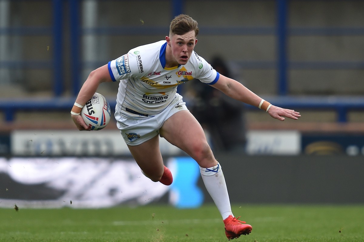 Jack Broadbent aiming to impress at Leeds in 2022 | Love Rugby League