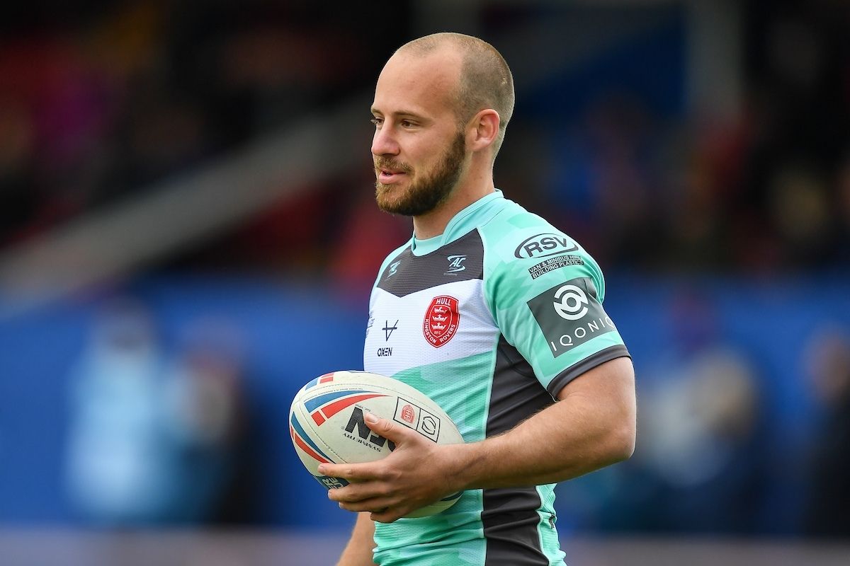 Leigh were in for Adam Quinlan, Wakefield trialist & Neil Kelly is back