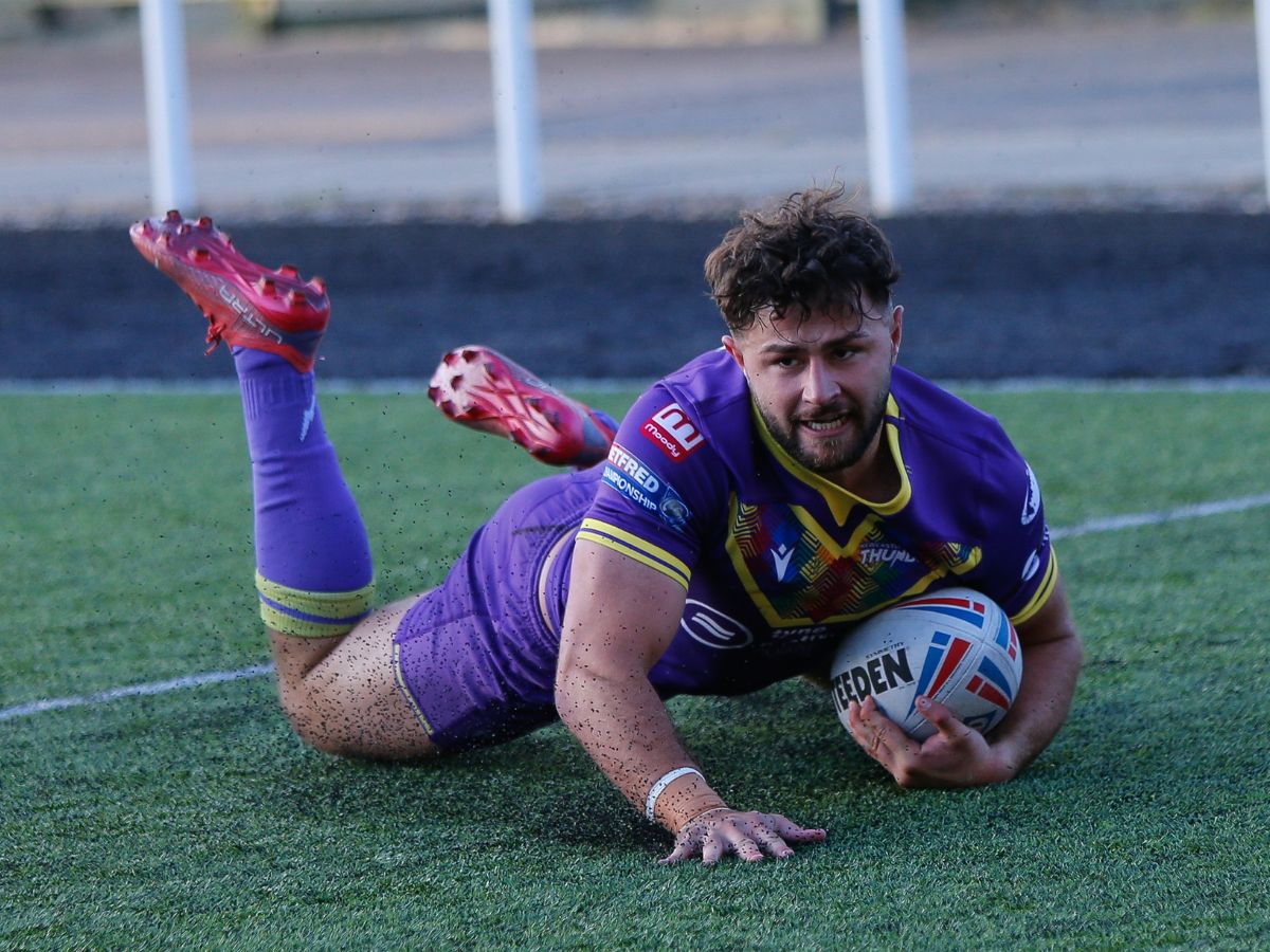 Rugby league player has testicle removed after it exploded in training