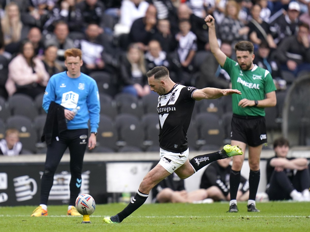 Luke Gale latest, Salford eye up new signing & Leigh's quota explained