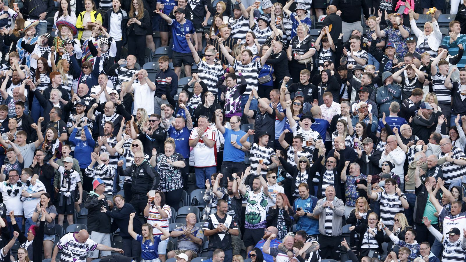 Super League Round 19 attendances: Four games attract over 12k | Love ...