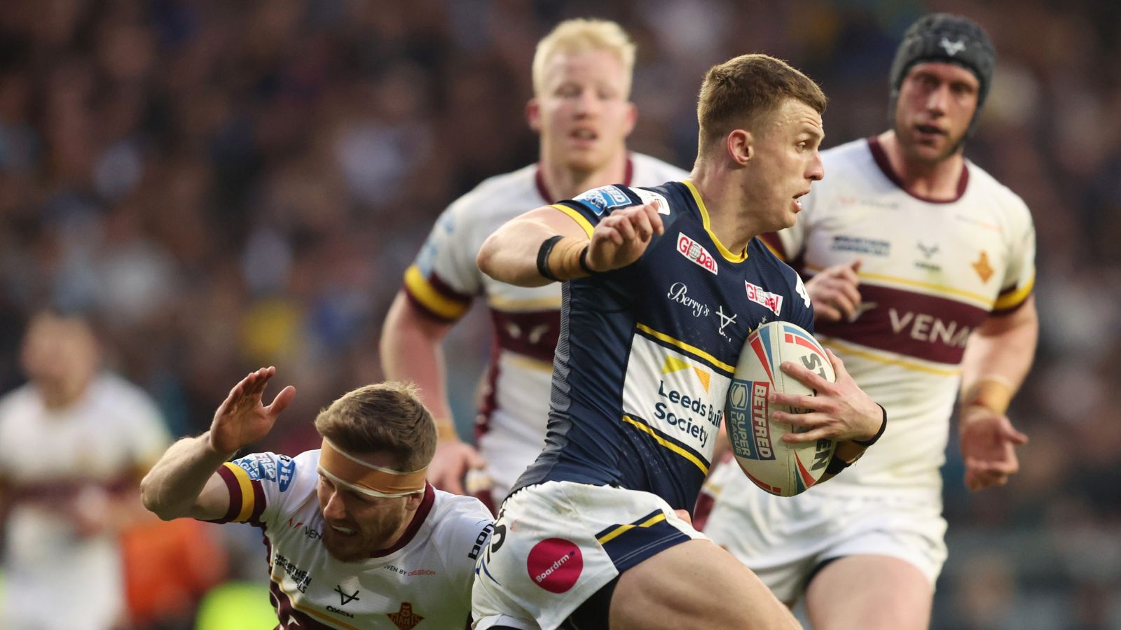 Long-serving Huddersfield hooker pushed out following Adam Milner’s arrival