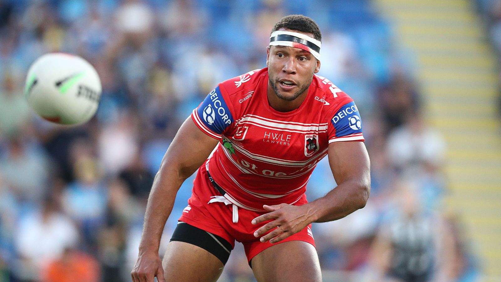 Moses Mbye: St Helens bring in Joey Lussick replacement in shape of ...
