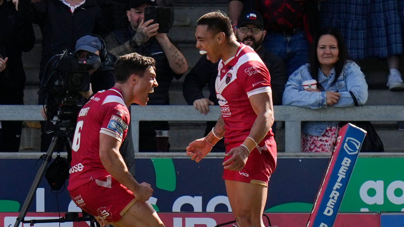 Six Super League stars still without deals for 2024 | Love Rugby League