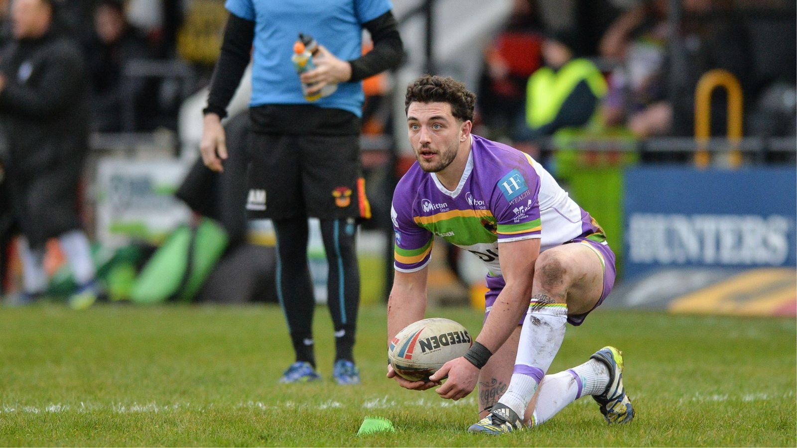 Former Warrington Wolves half-back Dec Patton makes cross-Championship ...