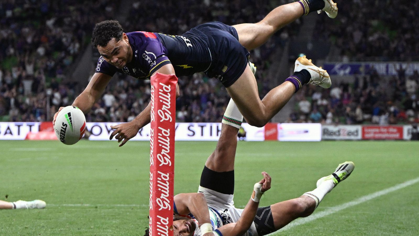 Xavier Coates and 5 of the most ridiculous try finishes from recent memory