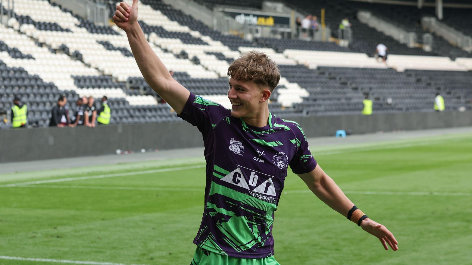 Rugby League Transfers: Castleford pair make Championship loan move